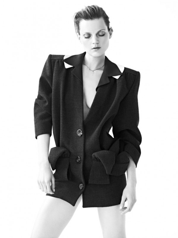 Top 15 Beautifully Unconventional Models - Lone Wolf Magazine