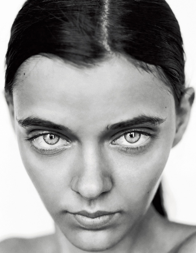 Top 15 Beautifully Unconventional Models - Lone Wolf Magazine