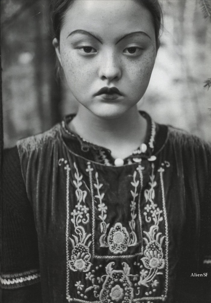 Top 15 Beautifully Unconventional Models - Lone Wolf Magazine